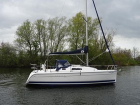 Used Hunter 27 for sale - Daily Boats
