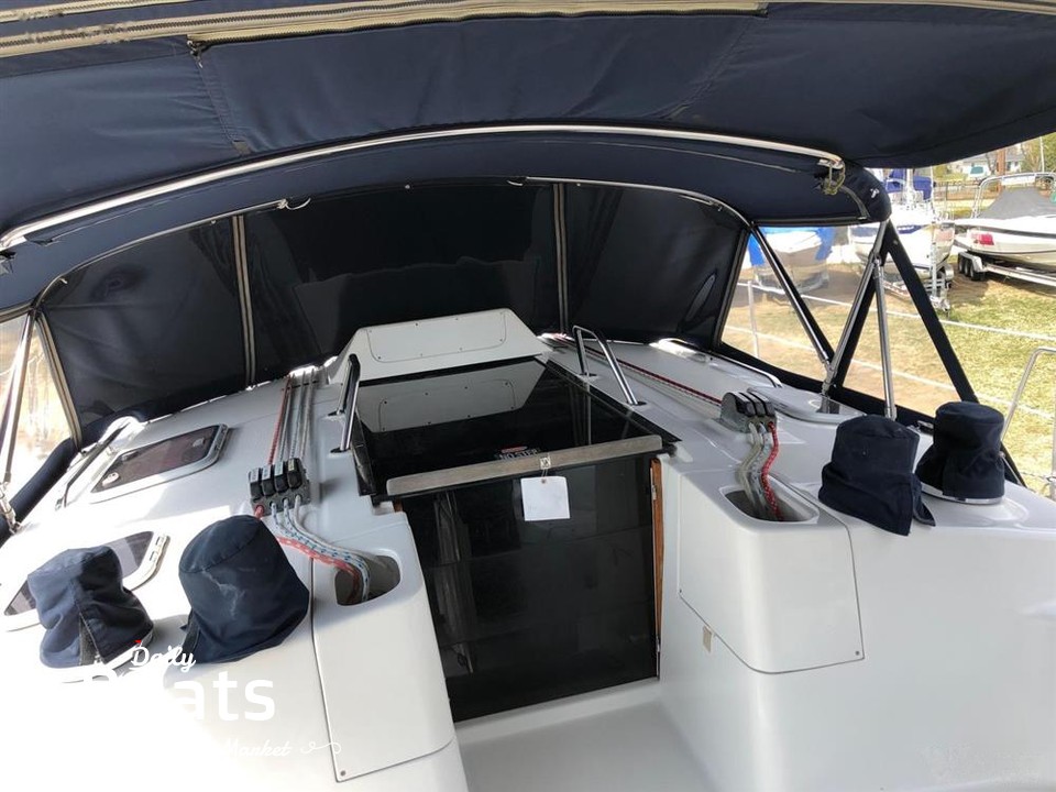 2004 Hunter 466 for sale. View price, photos and Buy 2004 Hunter 466 ...