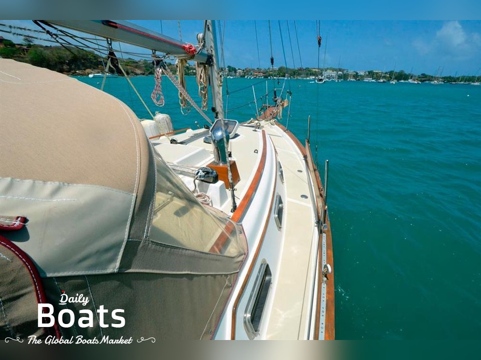 1988 Island Packet Yachts 27 for sale. View price, photos and Buy 1988 ...