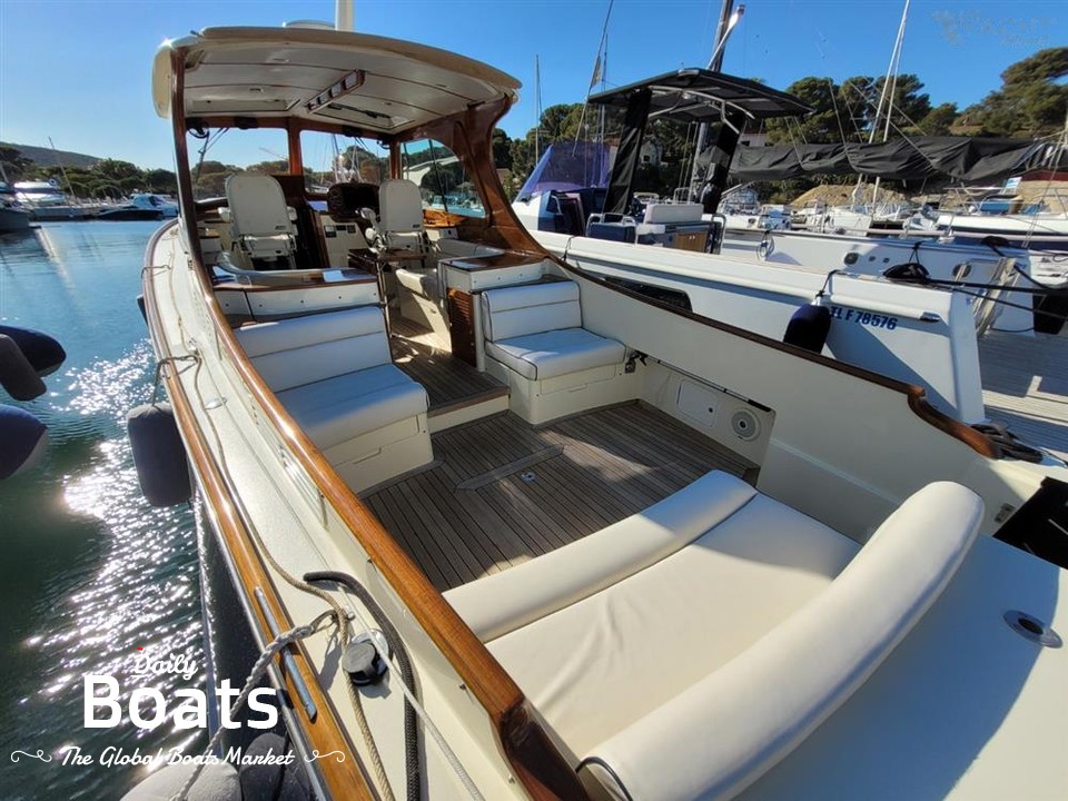 2018 HINCKLEY YACHTS Picnic Boat 37 for sale. View price, photos and ...