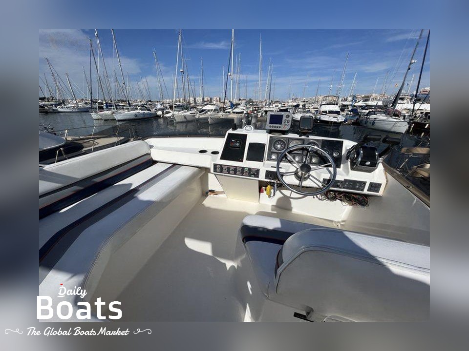 1990 Bayliner Boats 2958 Command Bridge for sale. View price, photos ...