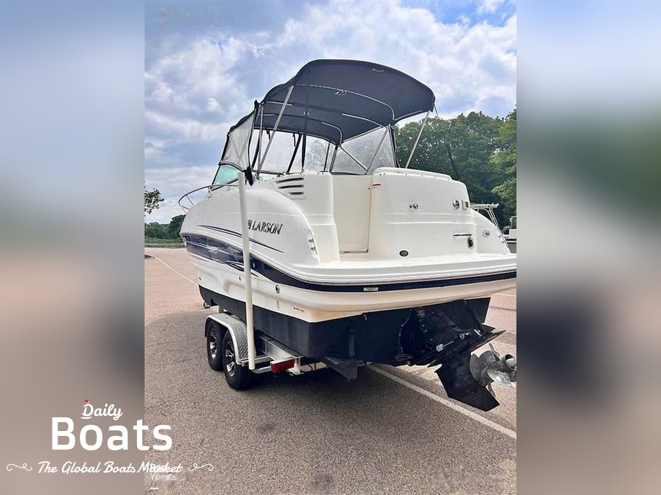 2010 Larson Boats 274 Cabrio for sale. View price, photos and Buy 2010 ...