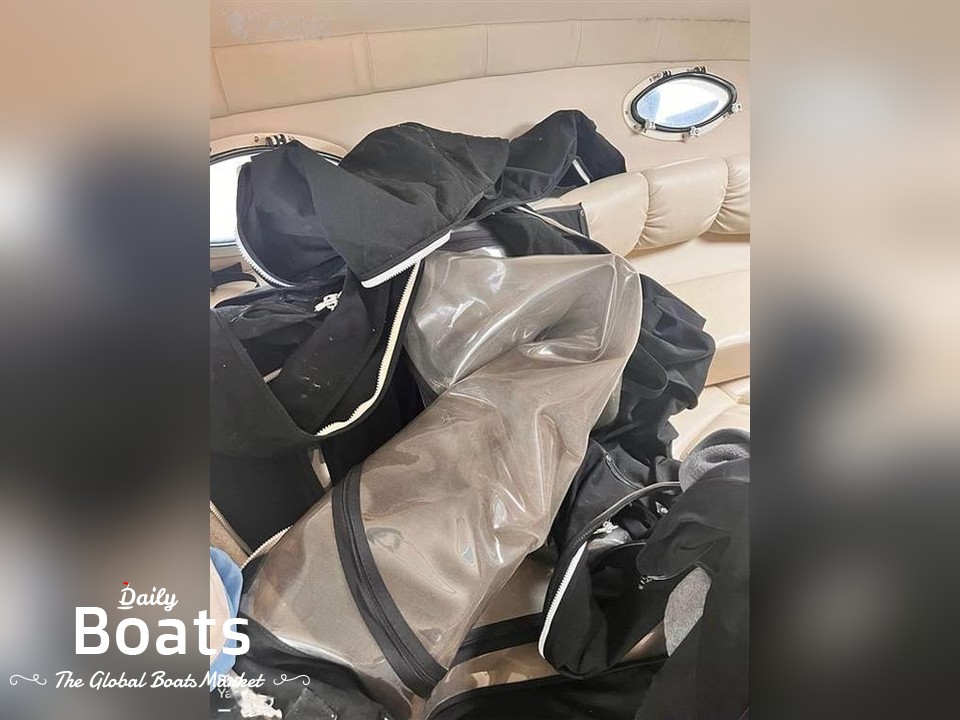 2010 Larson Boats 274 Cabrio for sale. View price, photos and Buy 2010 ...