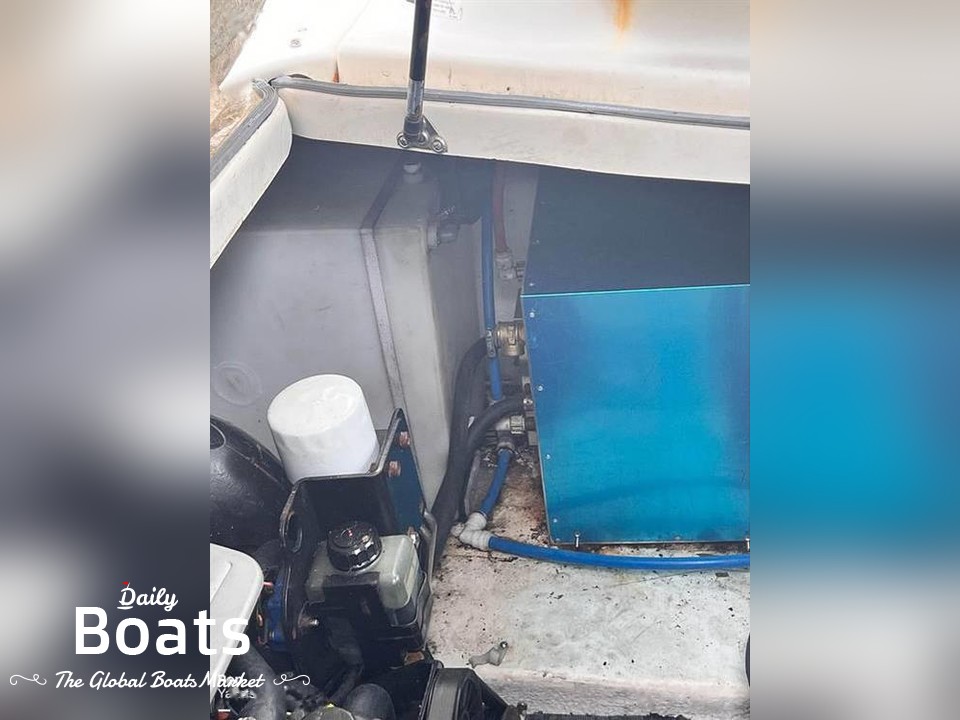 2010 Larson Boats 274 Cabrio for sale. View price, photos and Buy 2010 ...