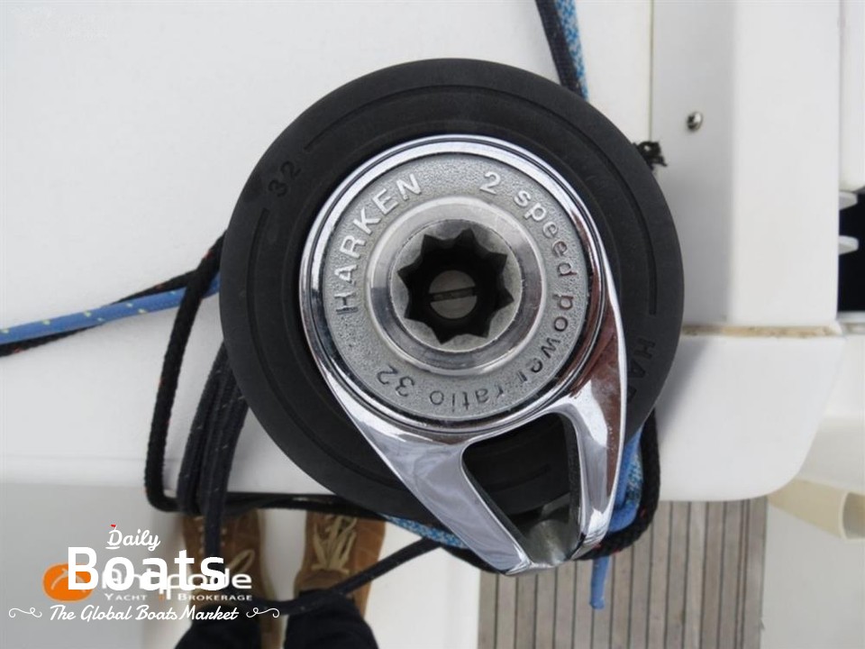 2008 J Boats J100 for sale. View price, photos and Buy 2008 J Boats ...