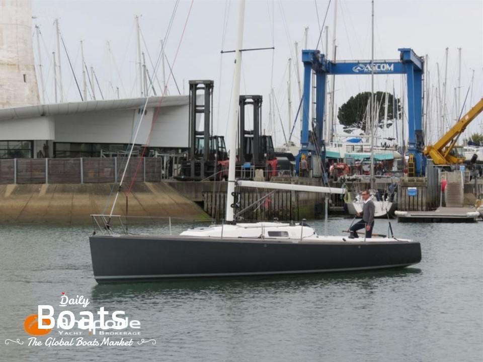 2008 J Boats J100 for sale. View price, photos and Buy 2008 J Boats ...