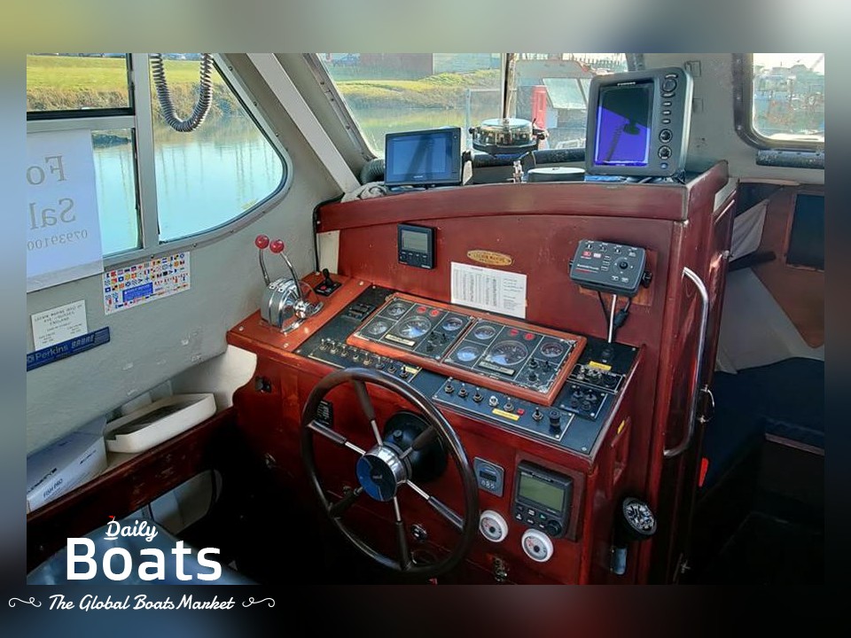 1981 Lochin 33 Sports Fisherman for sale. View price, photos and Buy ...