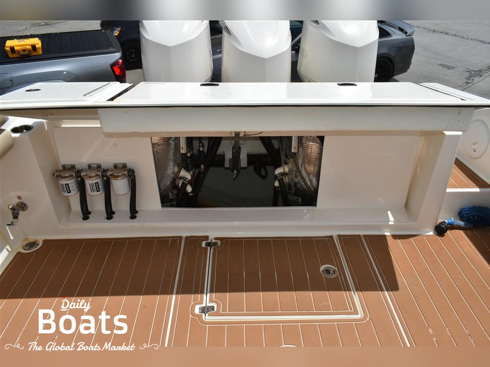 2018 Cobia Boats 344 Cc for sale. View price, photos and Buy 2018 Cobia ...