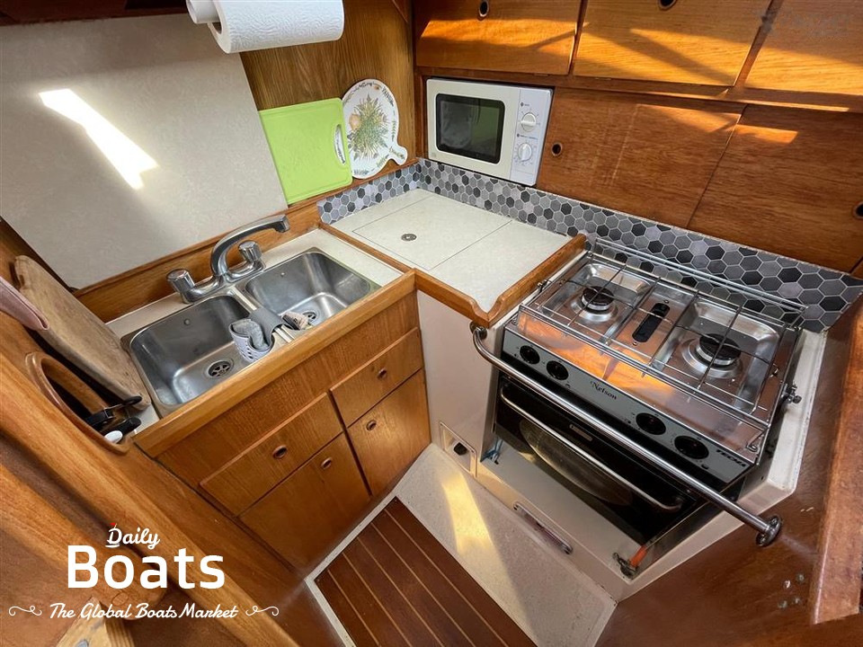 1988 Westerly Falcon 34 for sale. View price, photos and Buy 1988 ...