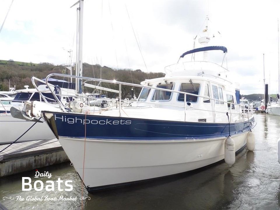 2002 Hardy Motor Boats Commodore 36 for sale. View price, photos and ...