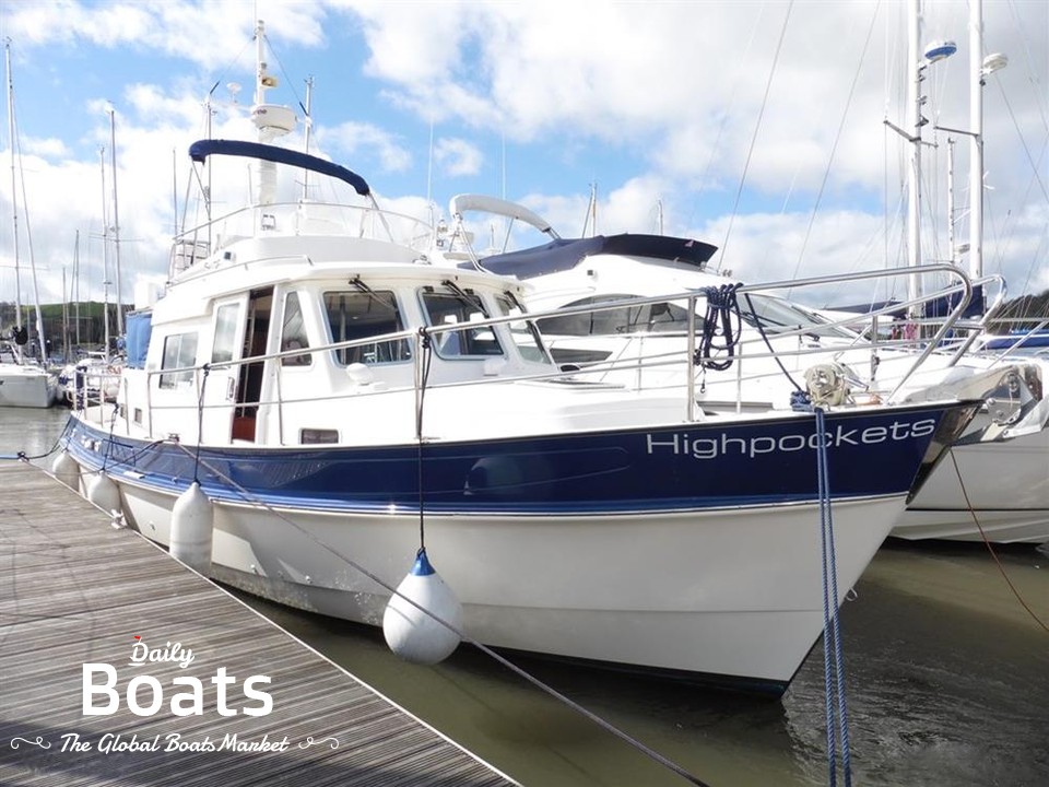 2002 Hardy Motor Boats Commodore 36 for sale. View price, photos and ...