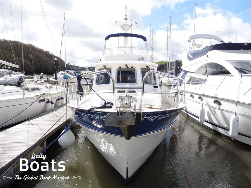 2002 Hardy Motor Boats Commodore 36 for sale. View price, photos and ...