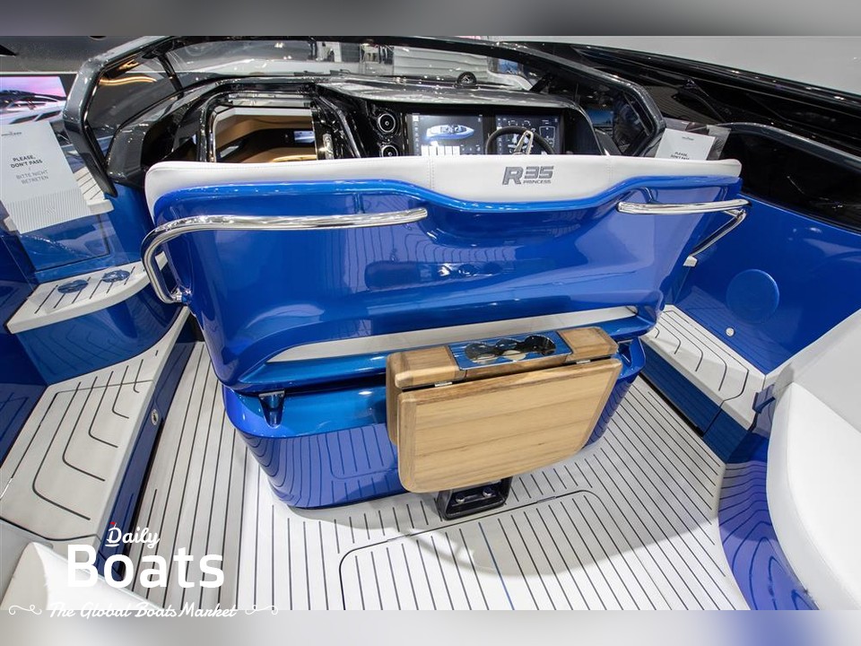 2019 Princess Yachts R35 for sale. View price, photos and Buy 2019 ...