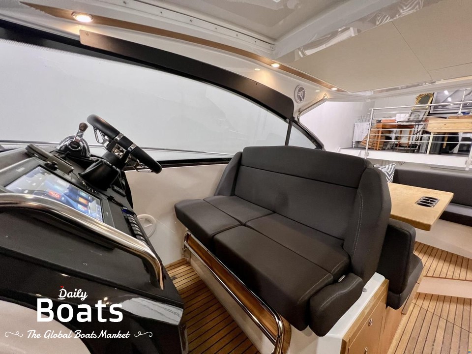 2013 Grandezza 33 Oc for sale. View price, photos and Buy 2013 ...