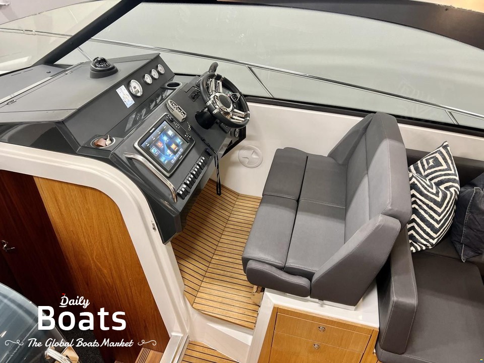 2013 Grandezza 33 Oc for sale. View price, photos and Buy 2013 ...