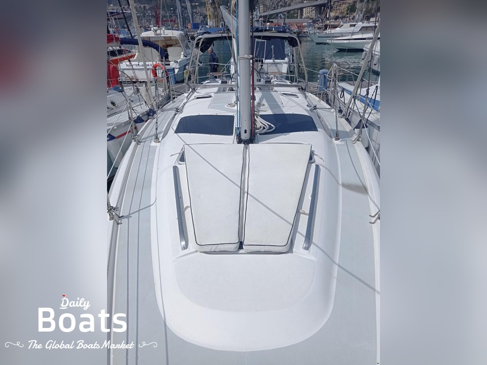 1999 Hunter 380 for sale. View price, photos and Buy 1999 Hunter 380 ...