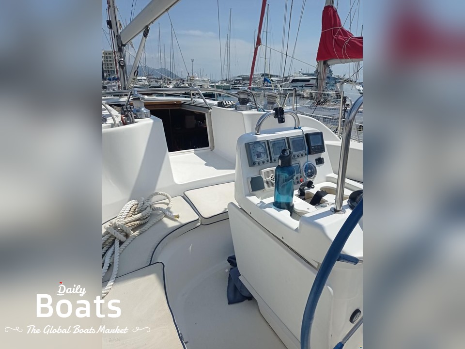 1999 Hunter 380 for sale. View price, photos and Buy 1999 Hunter 380 ...