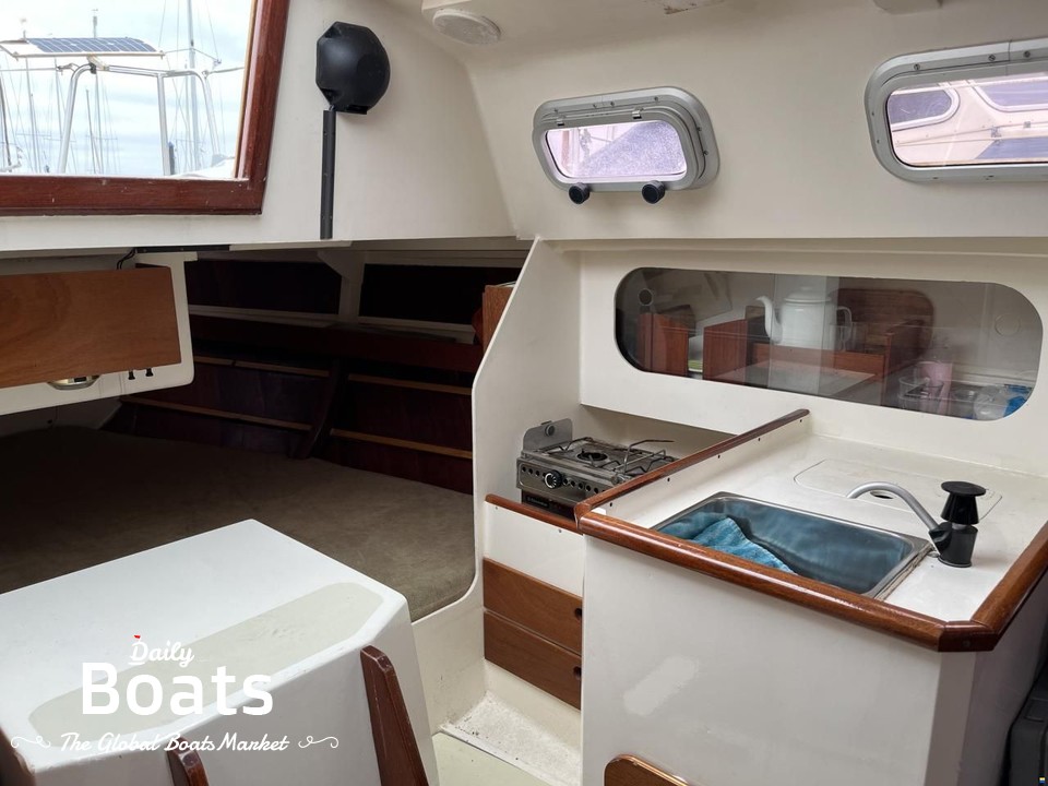 1995 Van de Stadt 26 Dolphin for sale. View price, photos and Buy 1995 ...