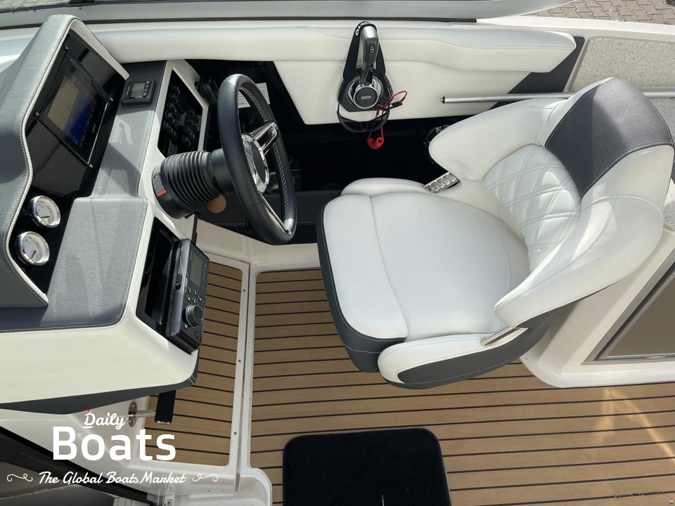 2018 Regal 2550 Cuddy for sale. View price, photos and Buy 2018 Regal ...