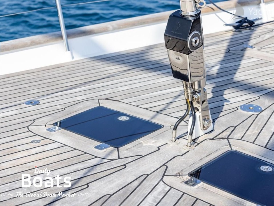 1989 German Frers 105 for sale. View price, photos and Buy 1989 German ...