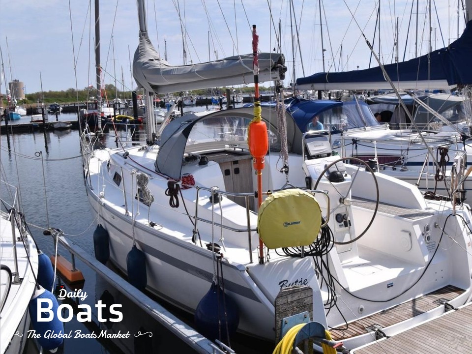 2013 Bavaria 32 Cruiser for sale. View price, photos and Buy 2013 ...