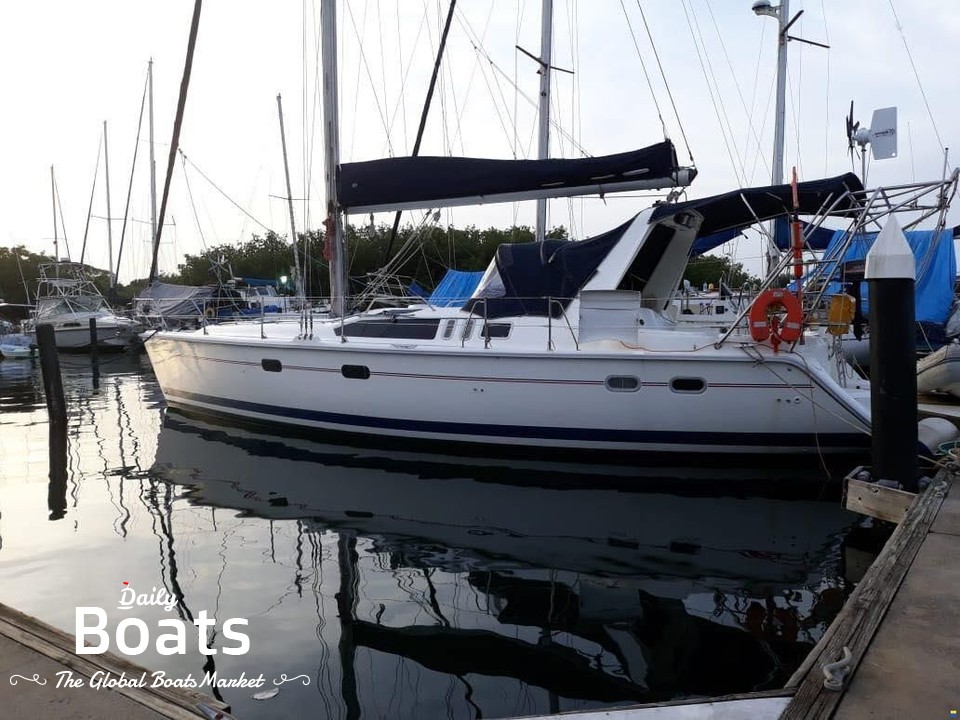 1996 Hunter 430 Legend for sale. View price, photos and Buy 1996 Hunter ...