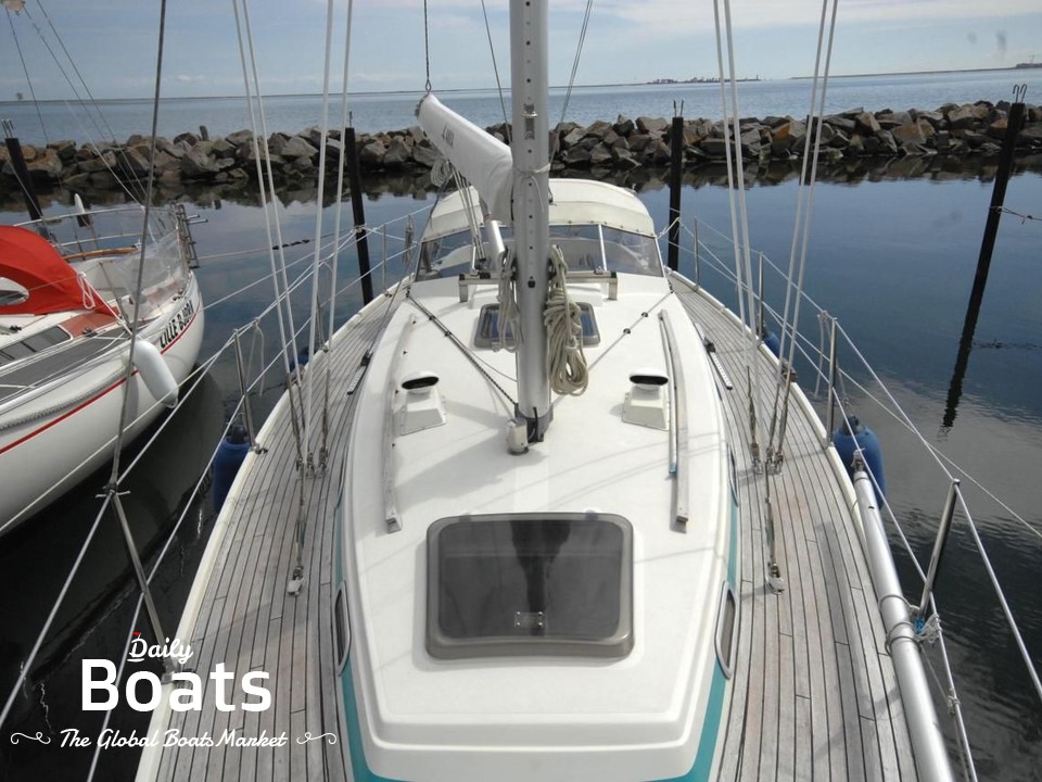 1984 LM Boats Mermaid 315 for sale. View price, photos and Buy 1984 LM ...