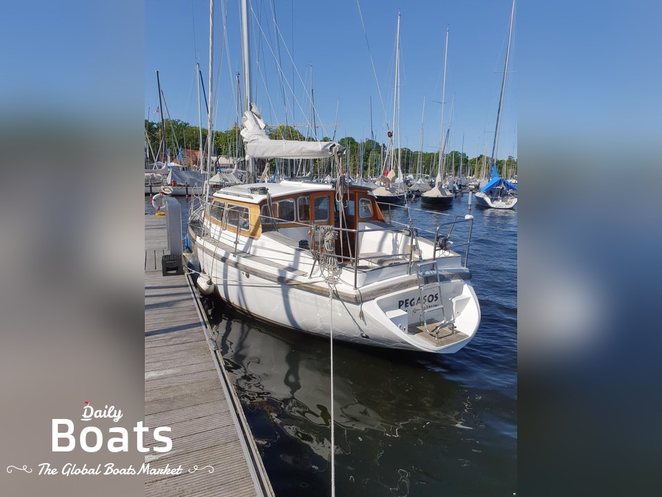 Sirius 32 ds for sale - Daily Boats