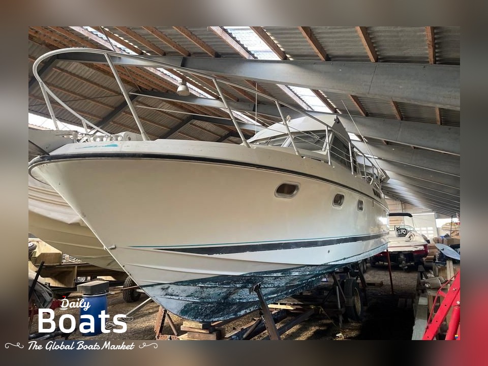 1991 Bénéteau Antares 1020 Diesel Fly for sale. View price, photos and ...