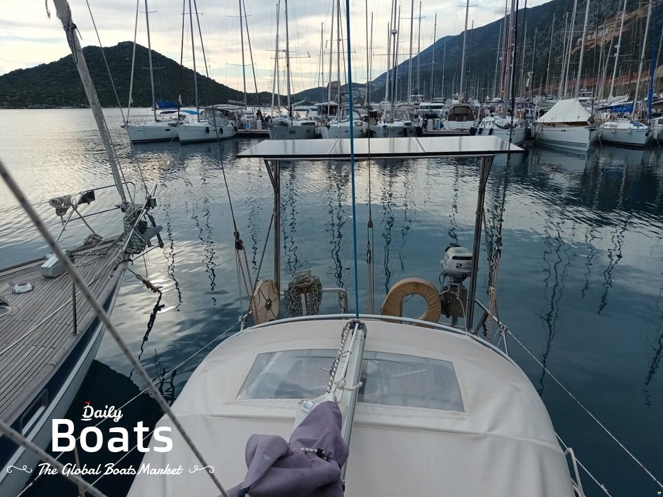 1977 Helmsman Opus 35 for sale. View price, photos and Buy 1977 ...