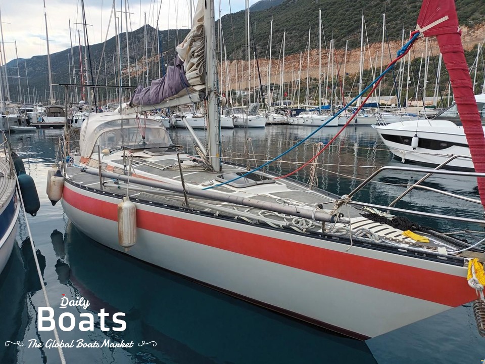 1977 Helmsman Opus 35 for sale. View price, photos and Buy 1977 ...