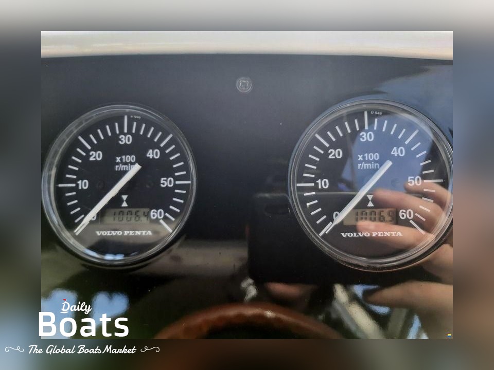 2002 Sealine 28 for sale. View price, photos and Buy 2002 Sealine 28 ...