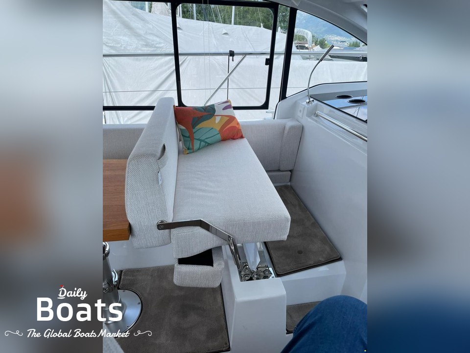 2022 Sealine C335 for sale. View price, photos and Buy 2022 Sealine ...