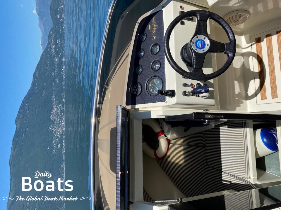 2000 Tony Giugliano Capri 22 Junior for sale. View price, photos and ...