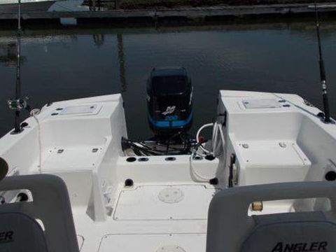 2004 Angler 22 Walkaround for sale. View price, photos and Buy 2004 ...
