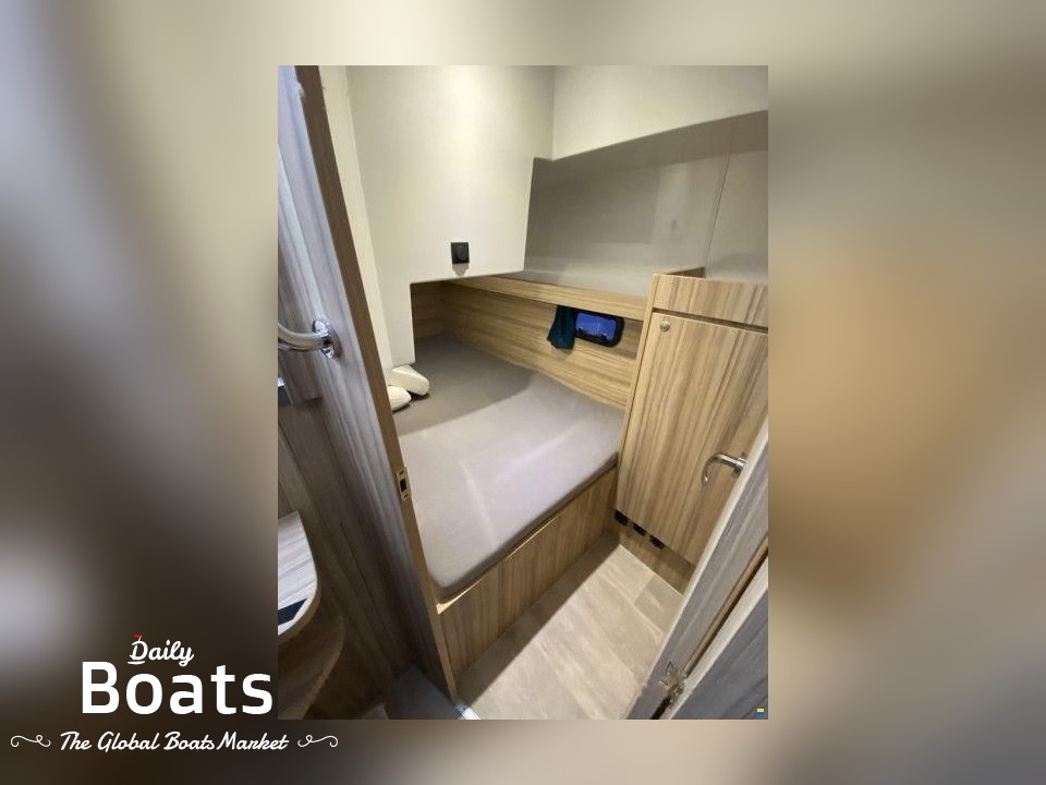 2021 Stillo Yachts 30 Mit Wunderschonem Liegeplatz for sale. View price ...