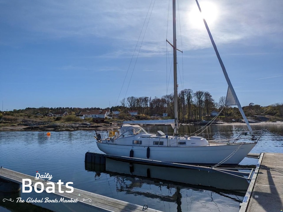 1976 Hallberg-Rassy Monsun 31 for sale. View price, photos and Buy 1976 ...