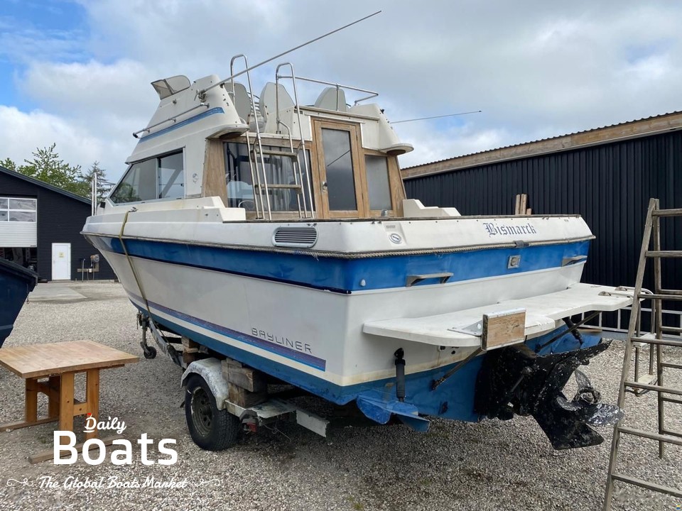 1987 Bayliner 2556 Fly for sale. View price, photos and Buy 1987 ...