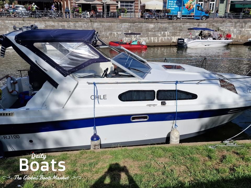 1988 Bayliner Contessa 2850 for sale. View price, photos and Buy 1988 ...