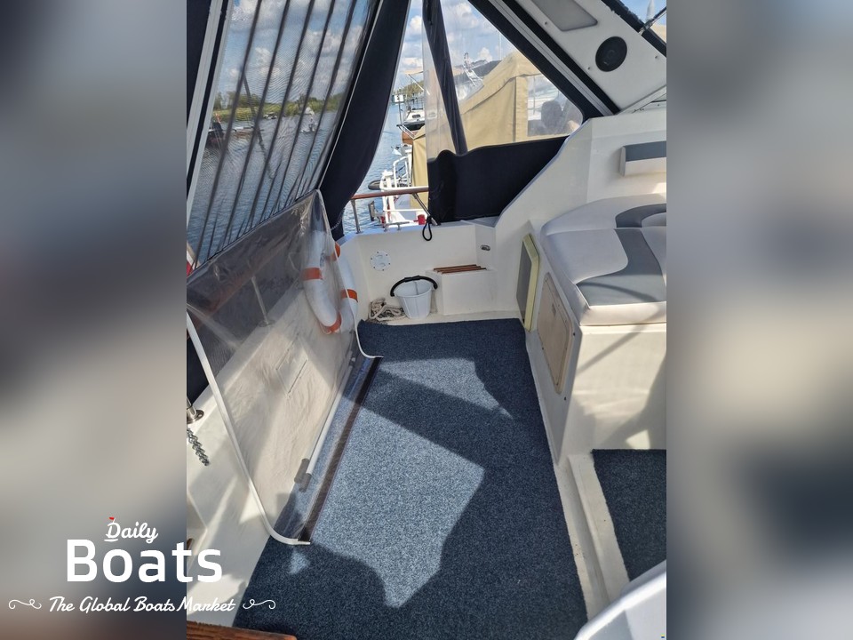 1988 Bayliner Contessa 2850 for sale. View price, photos and Buy 1988 ...