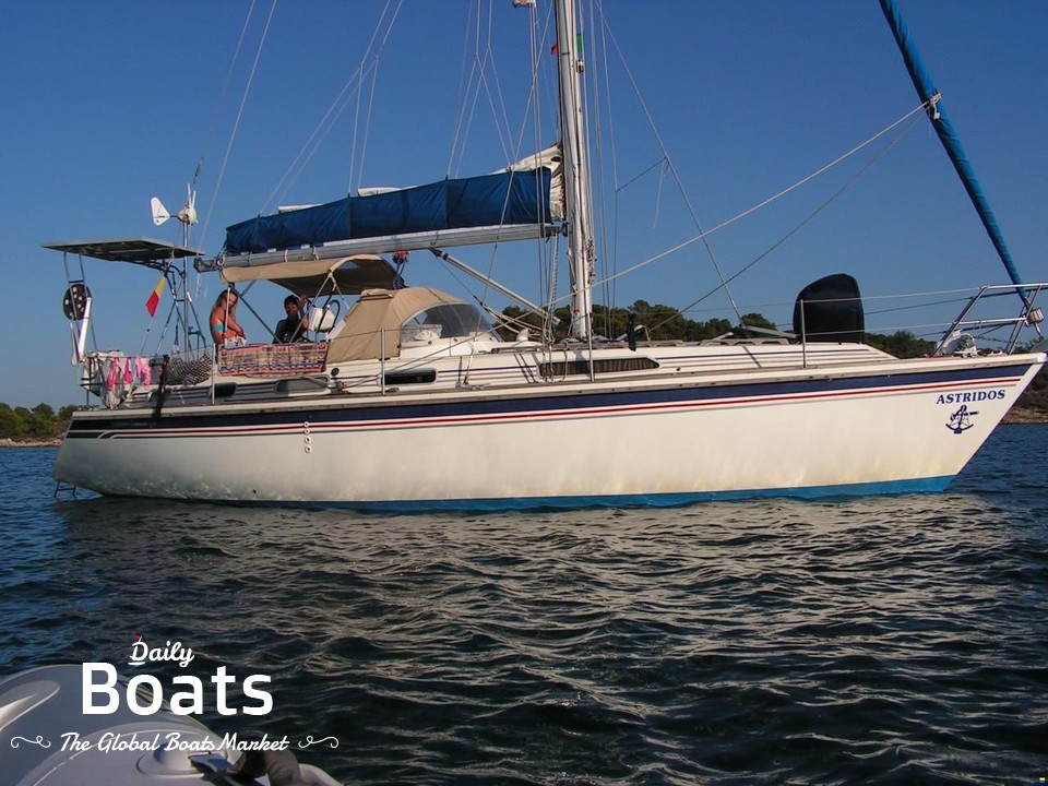 1992 Westerly Oceanranger 38 for sale. View price, photos and Buy 1992 ...