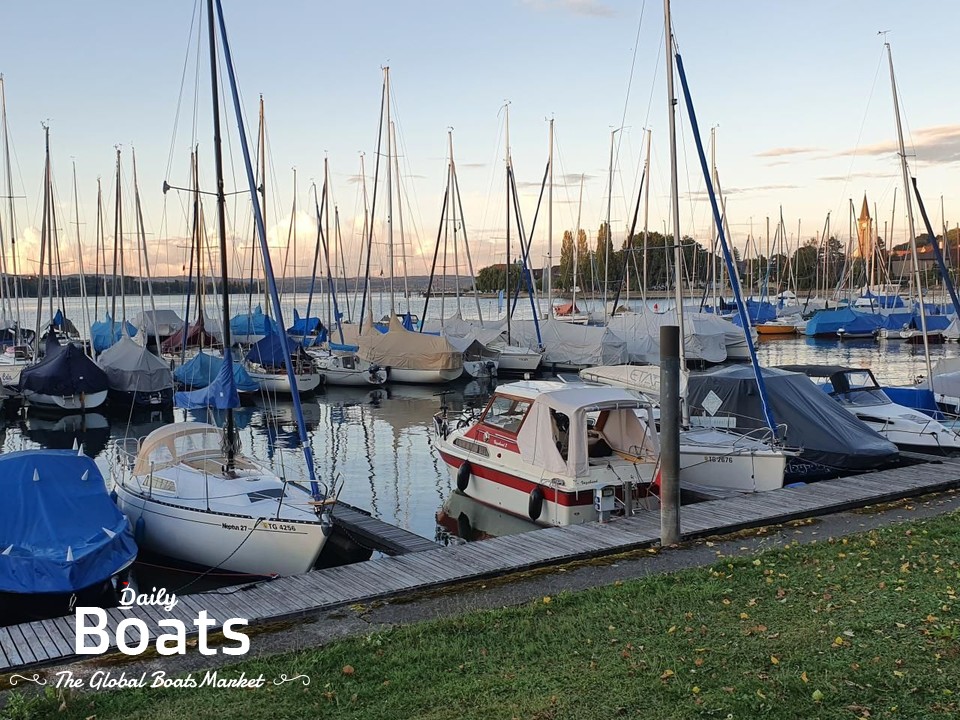 1981 Fairline 21 Weekender for sale. View price, photos and Buy 1981 ...