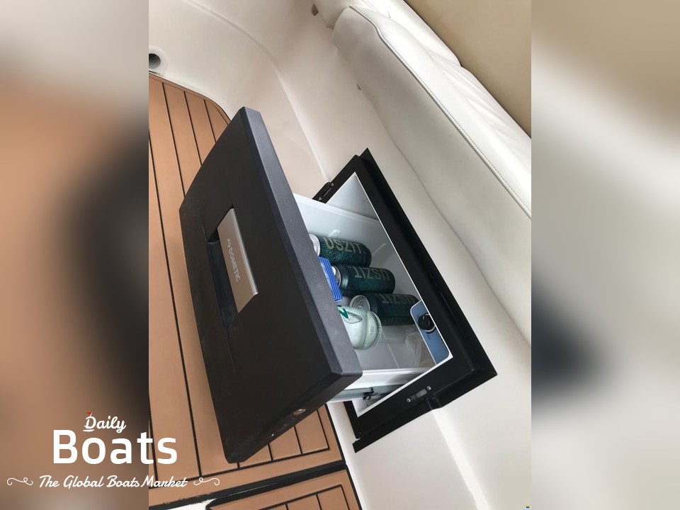 2011 Rinker Captiva 276 Cc for sale. View price, photos and Buy 2011 ...