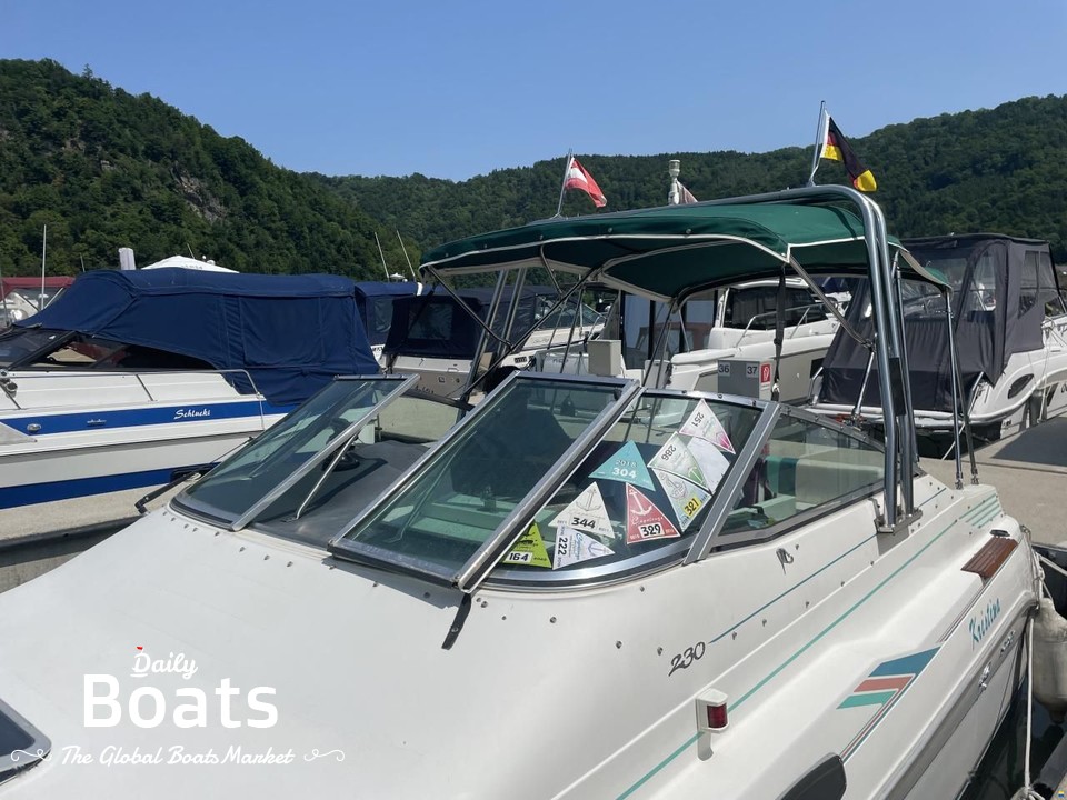 1993 Sea Ray 230 Da for sale. View price, photos and Buy 1993 Sea Ray ...