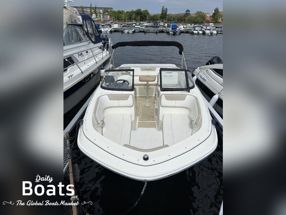 2018 Bayliner Vr5 for sale. View price, photos and Buy 2018 Bayliner ...