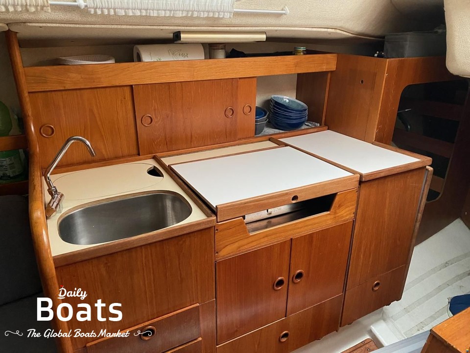 1985 Albin Alpha 29 for sale. View price, photos and Buy 1985 Albin ...