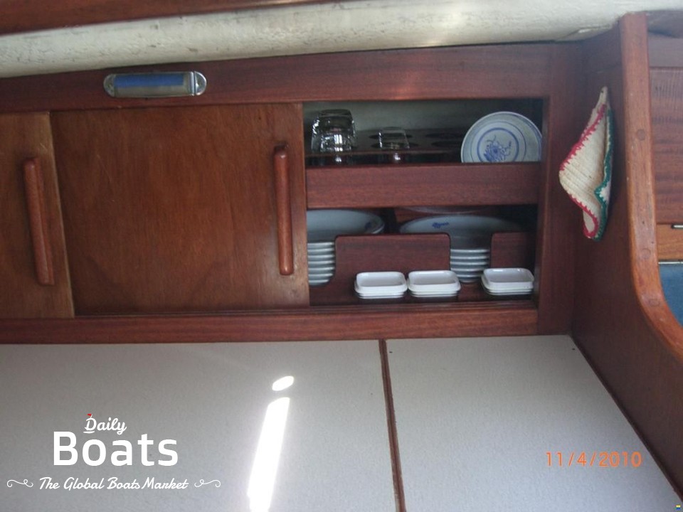 1971 Hallberg-Rassy Mistress 32 for sale. View price, photos and Buy ...