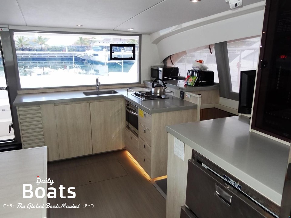 2019 Leopard 43 Powercat for sale. View price, photos and Buy 2019 ...