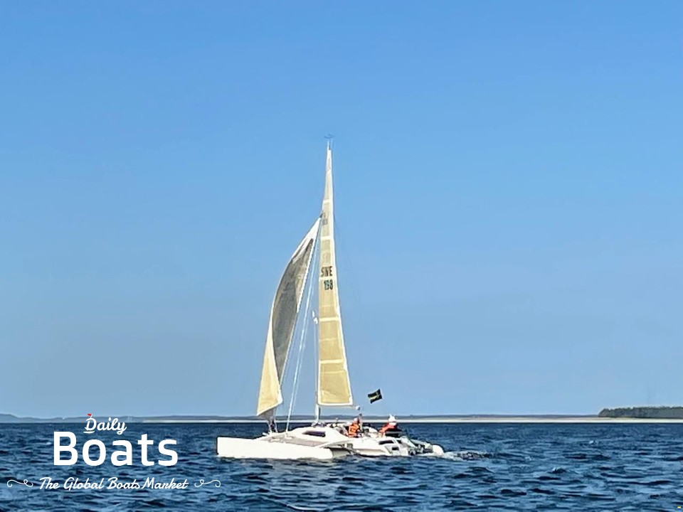 2005 Corsair Marine 28 Ec for sale. View price, photos and Buy 2005 ...