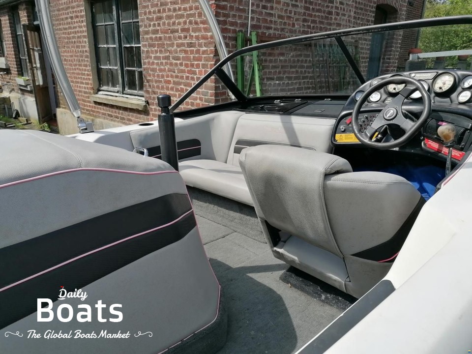 1998 Correct Craft eladó. Kilátás ár, fotók és Vegyél 1998 Correct ...